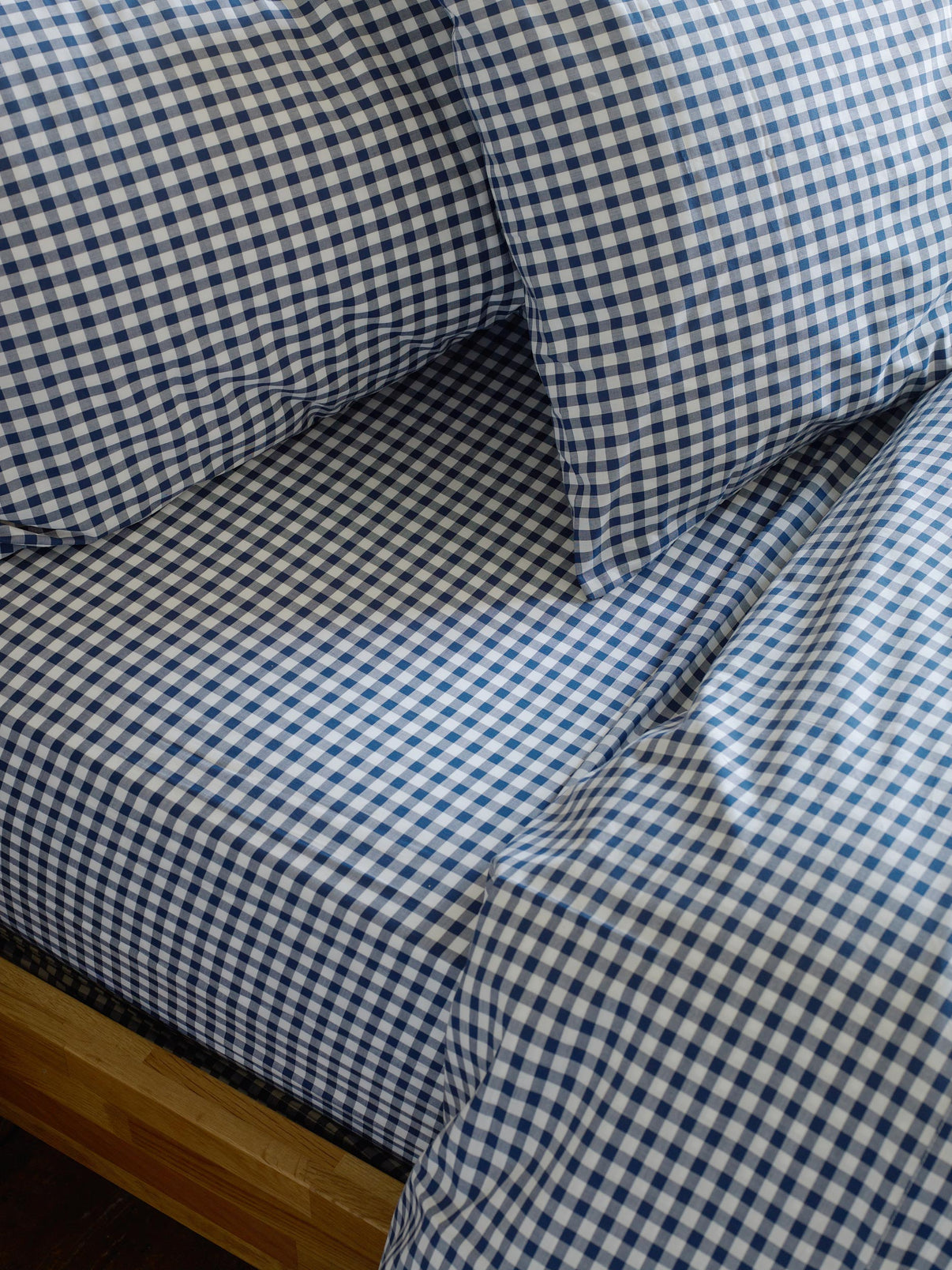 Indigo Small Gingham Cotton Fitted Sheet | Piglet in Bed UK