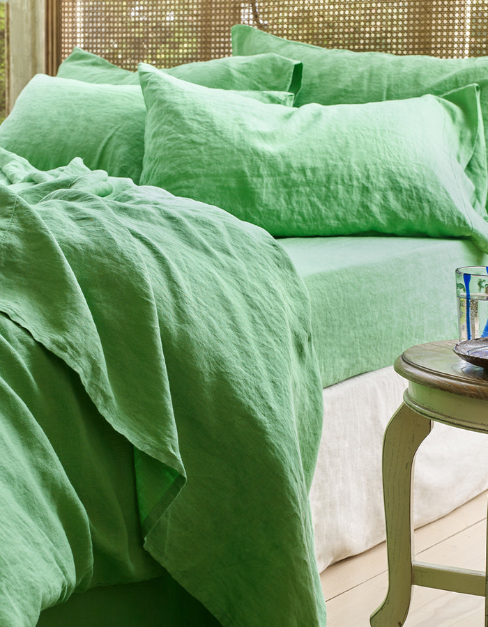 Berry Gingham Linen Flat Sheet | Piglet in Bed UK