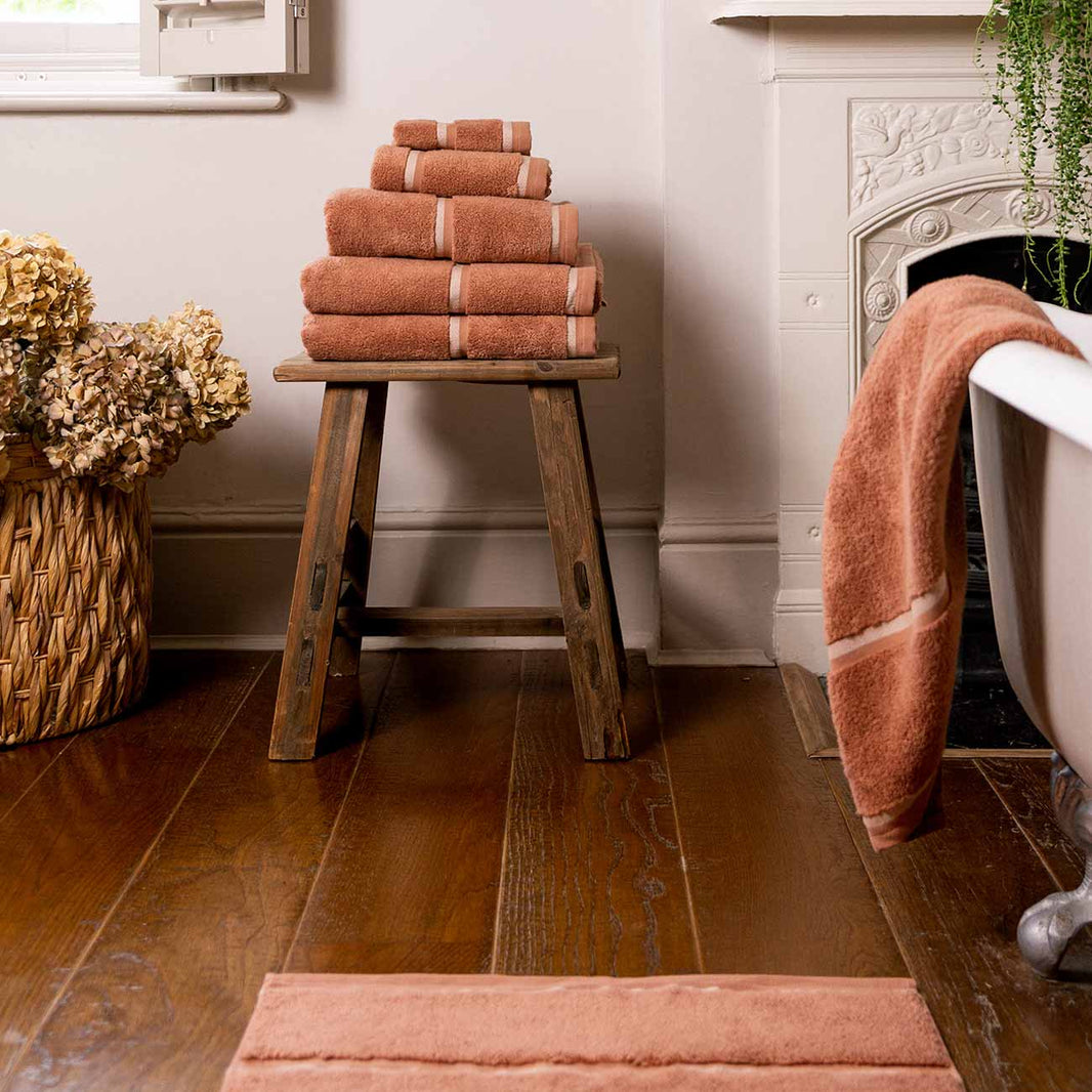 Warm Clay Bedding | Piglet in Bed UK