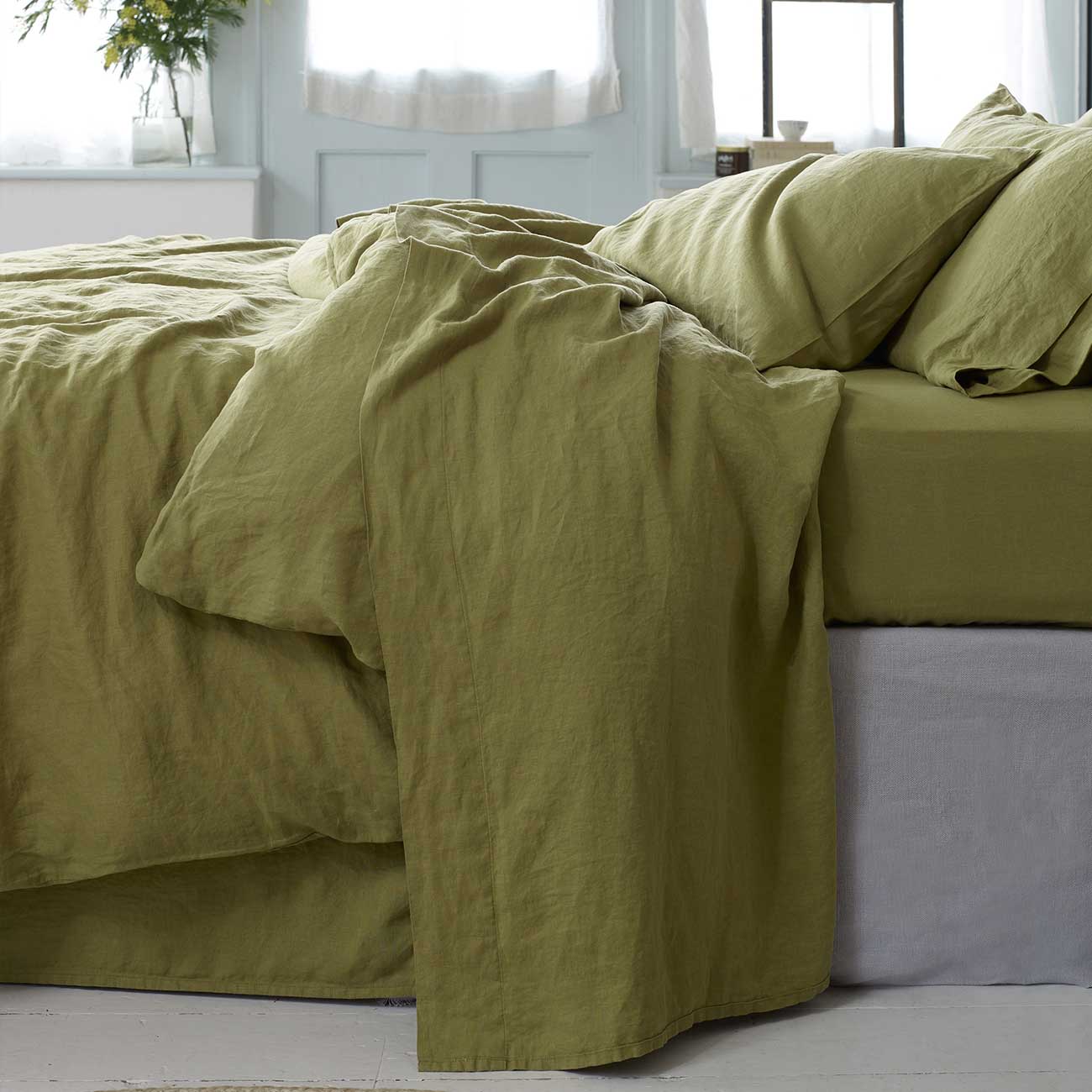 White Linen Flat Sheet | Piglet in Bed UK