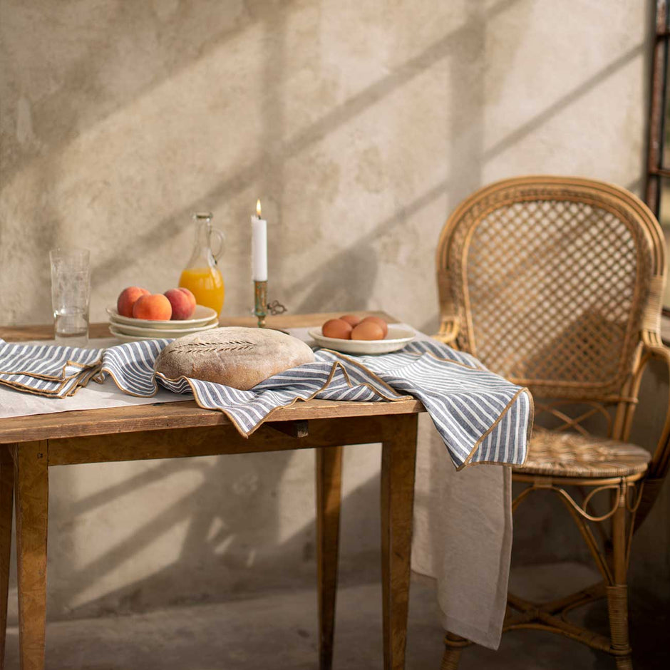 Table linens UK | Luxury linen table cloths | Piglet in Bed UK